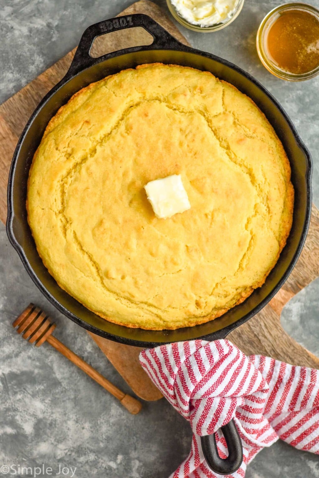 Skillet Cornbread - Simple Joy