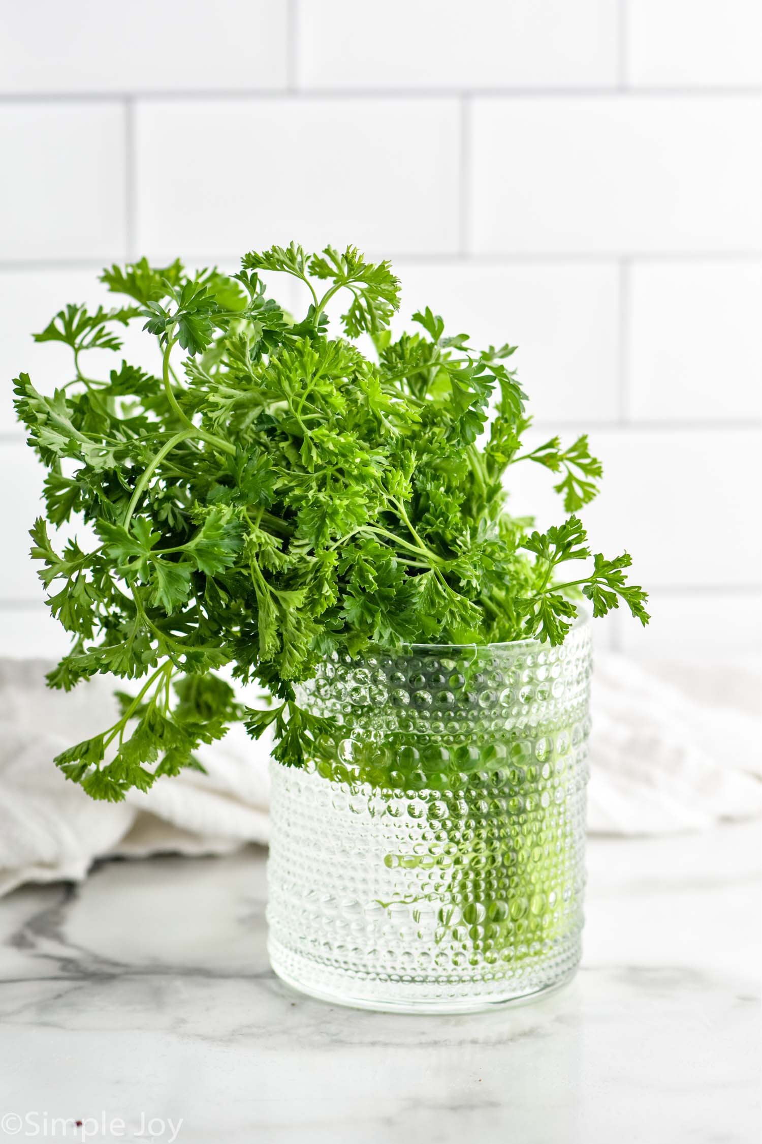 How to Store Parsley - Simple Joy
