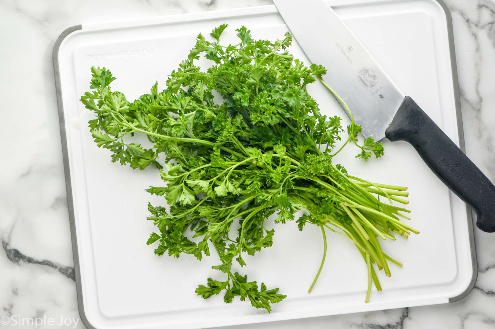 How to Store Parsley - Simple Joy