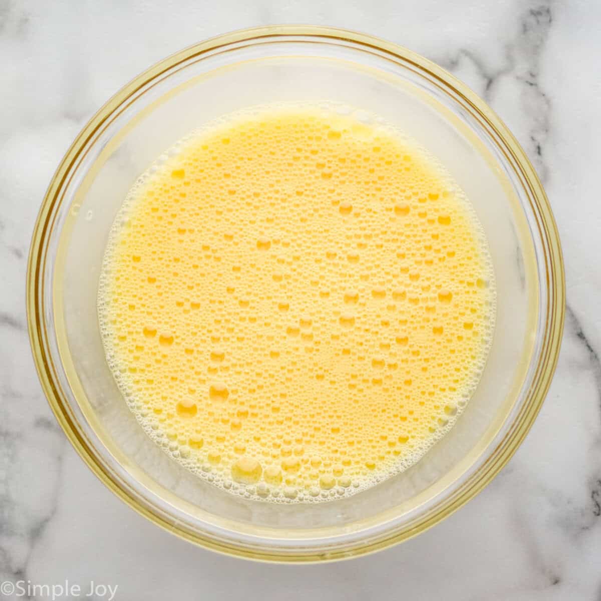 How to Make Scrambled Eggs - Simple Joy